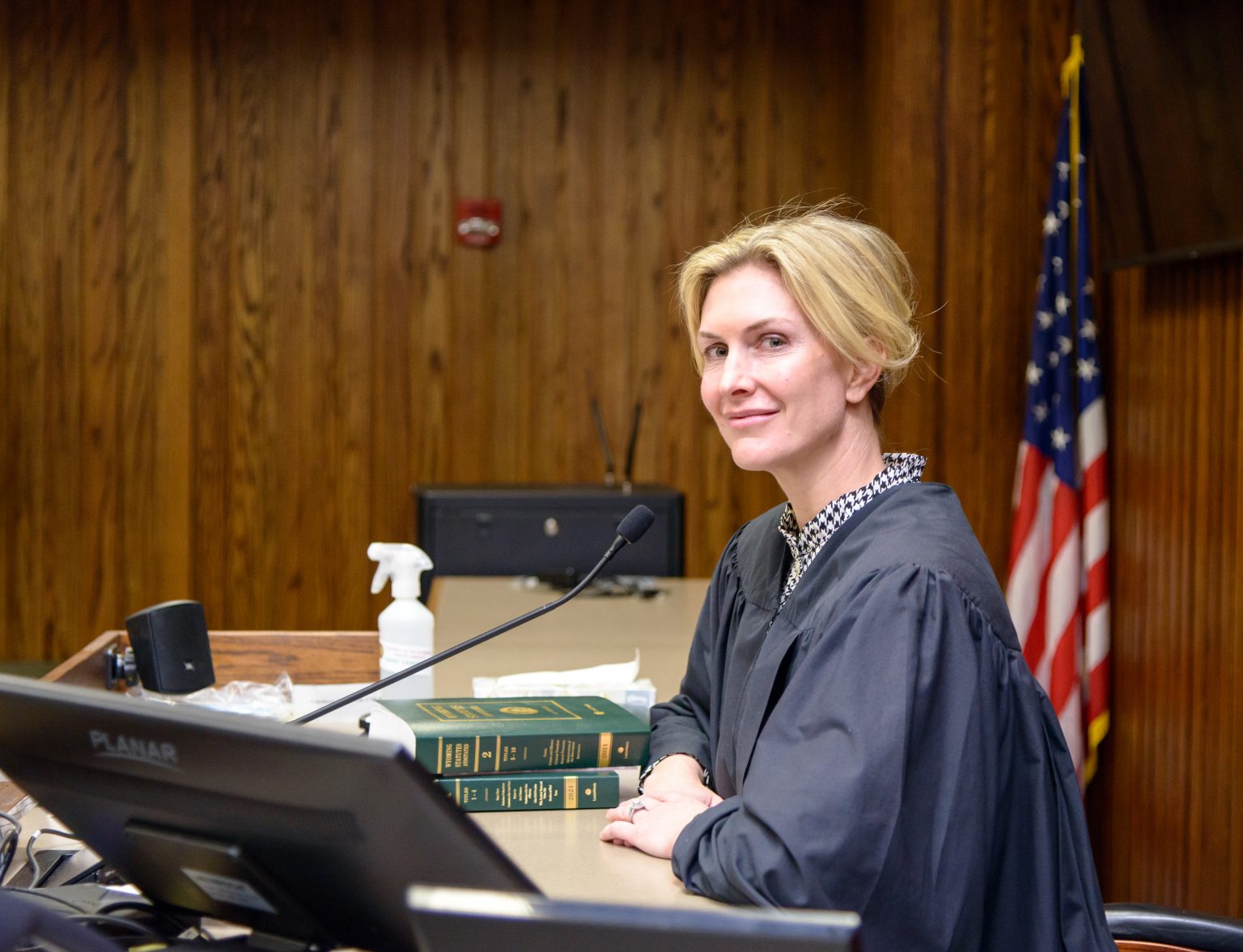 Judge Outlines Procedure for Replacing County Commissioner – Sheridan Media
