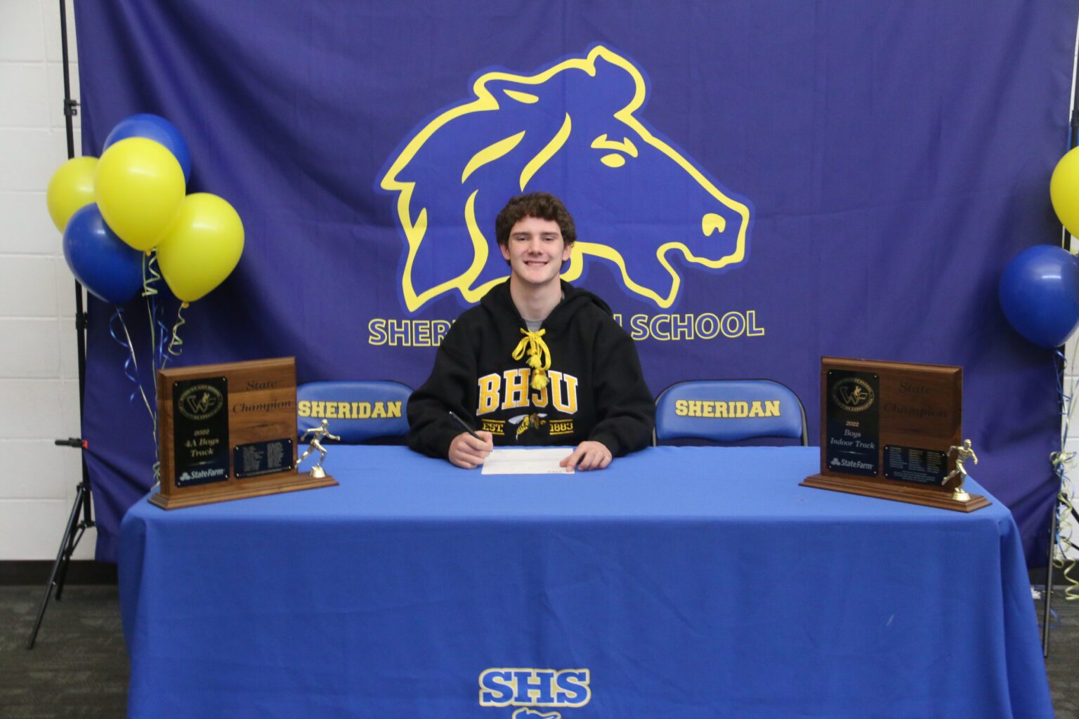 Aiden O’Leary Signs NLI For Track And Field At Black Hills State Univ ...
