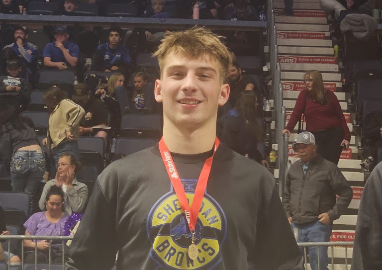Braxten Crow Of Sheridan HS Wins Wrestling All-American Honors ...